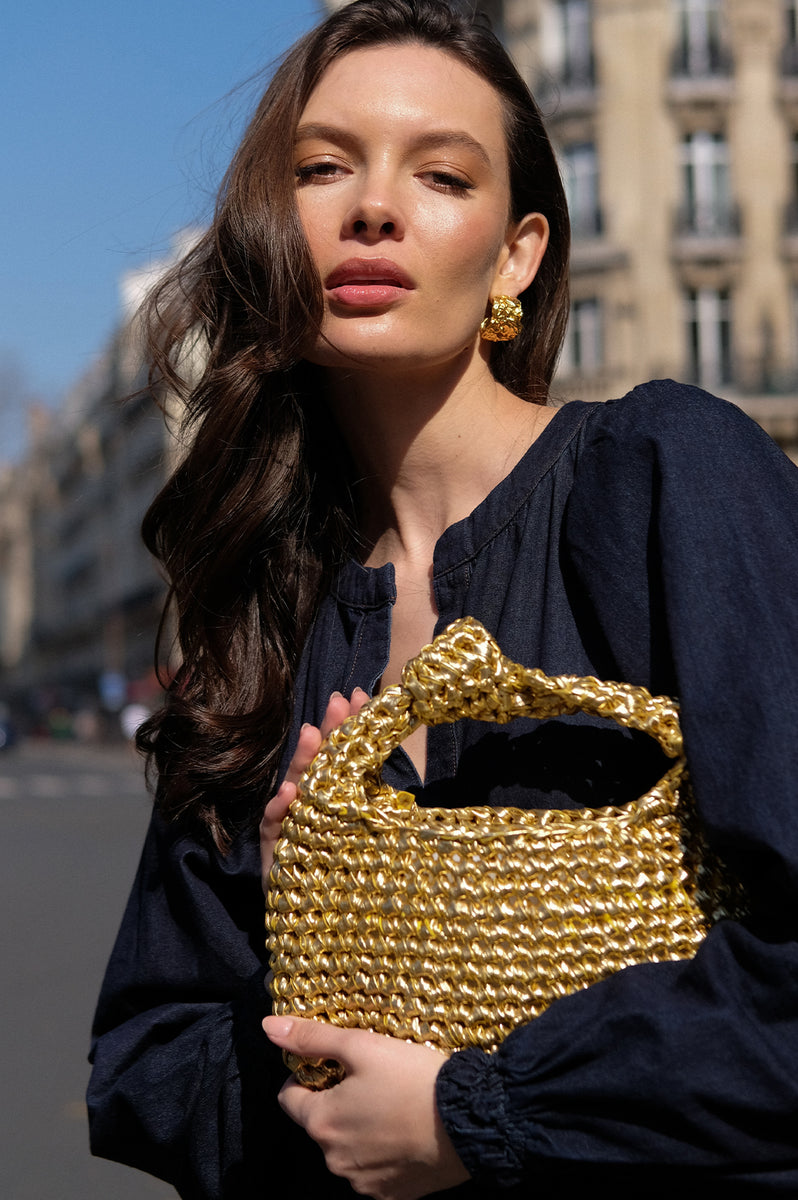 Melanie Metallic Weave Shoulder Bag in Gold | adorne