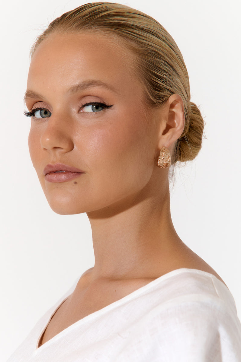 Textured Curve Front Hoops in Gold | adorne